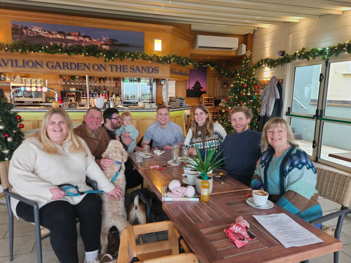 STAYING SOBER THIS CHRISTMAS – Recovery Boy